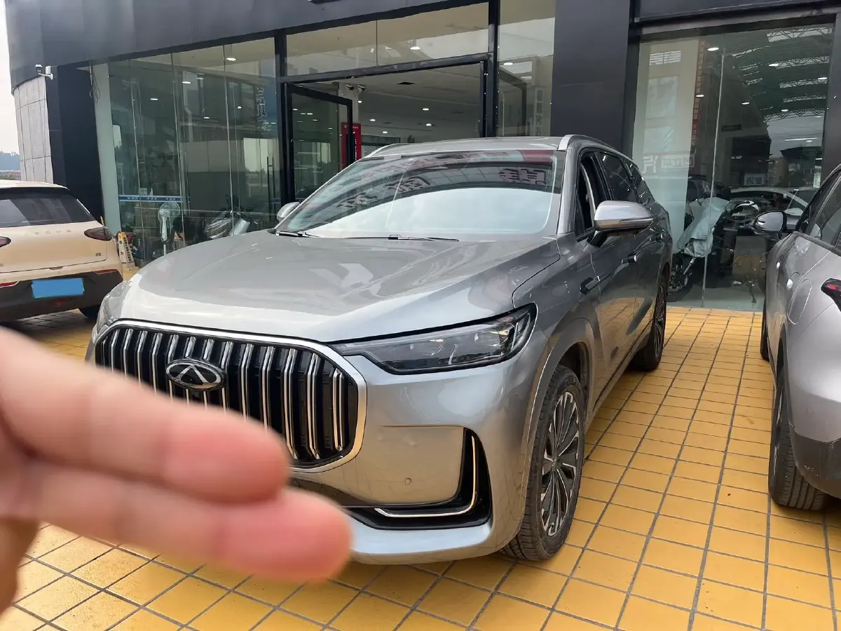 Chery Tiggo 9 2023 2.0T 261HP L4 voiture d'occasion de 2023 à exporter de Chine pour le ...