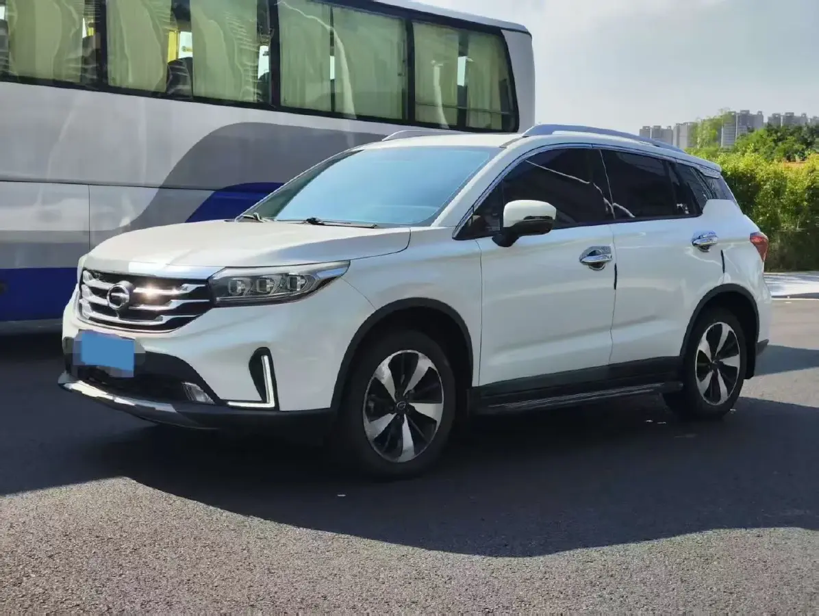 GAC Trumpchi GS4 2018 1.5T 152HP L4 voiture d'occasion de 2018 à exporter de Chine pour le ...