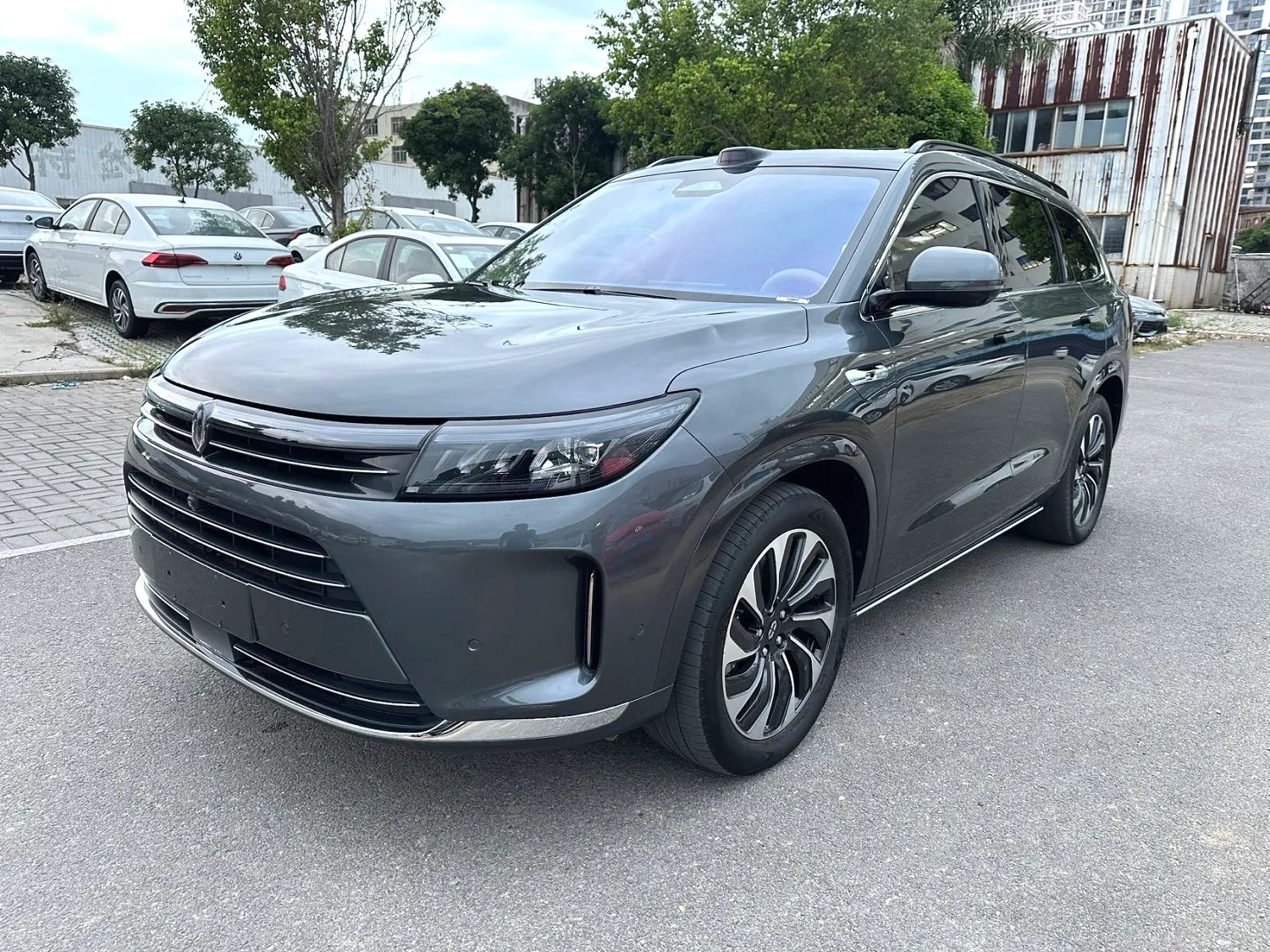 AITO AITO M7 2024 1.5T 152HP L4 voiture d'occasion de 2024 à exporter de Chine pour le ...