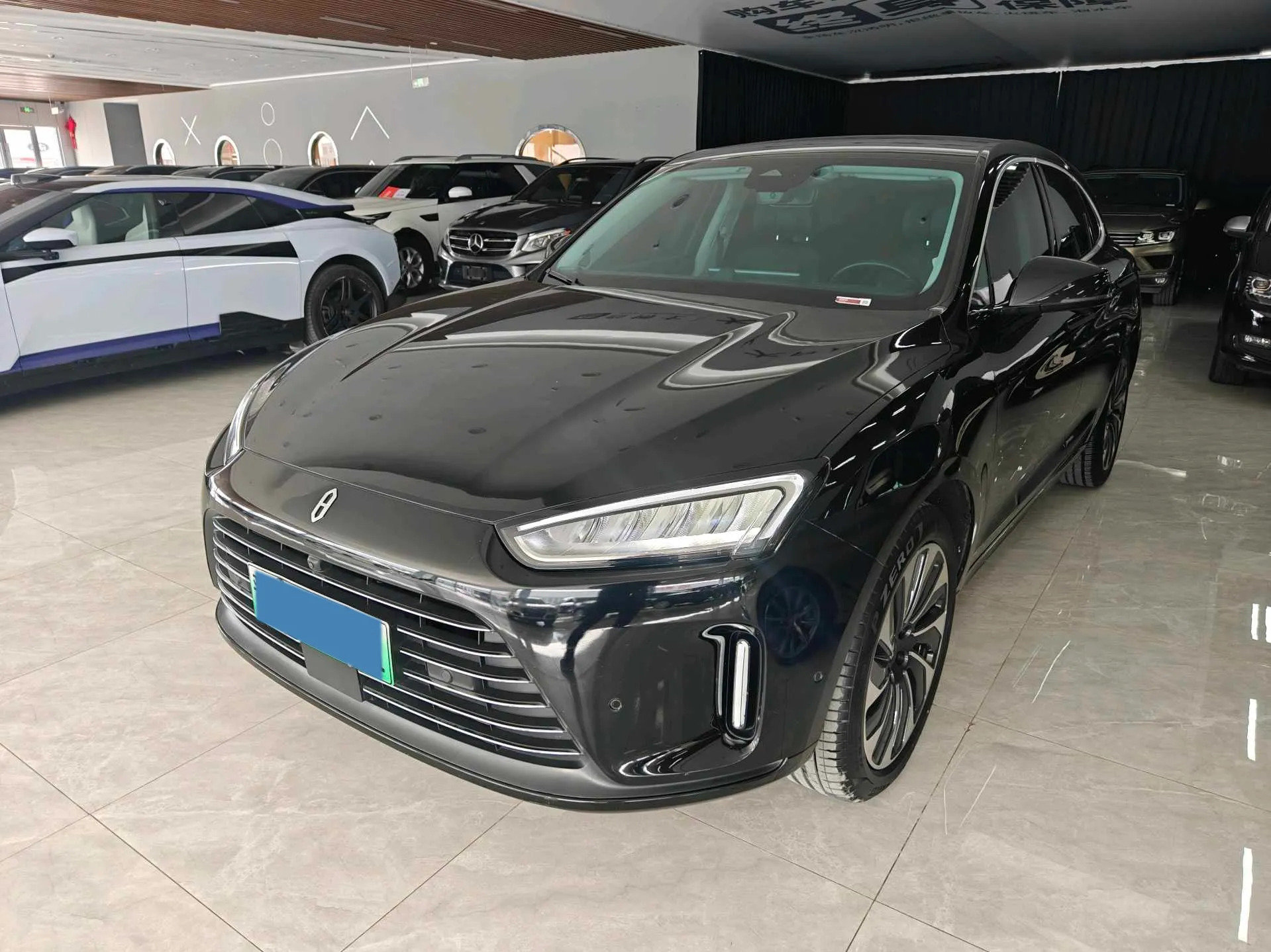 AITO AITO M5 2022 Range Extended 125HP voiture d'occasion de 2022 à exporter de Chine pour le ...