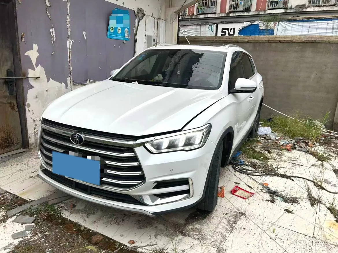BYD Song Pro 2019 1.5T 160HP L4 voiture d'occasion de 2019 à exporter de Chine pour le ...