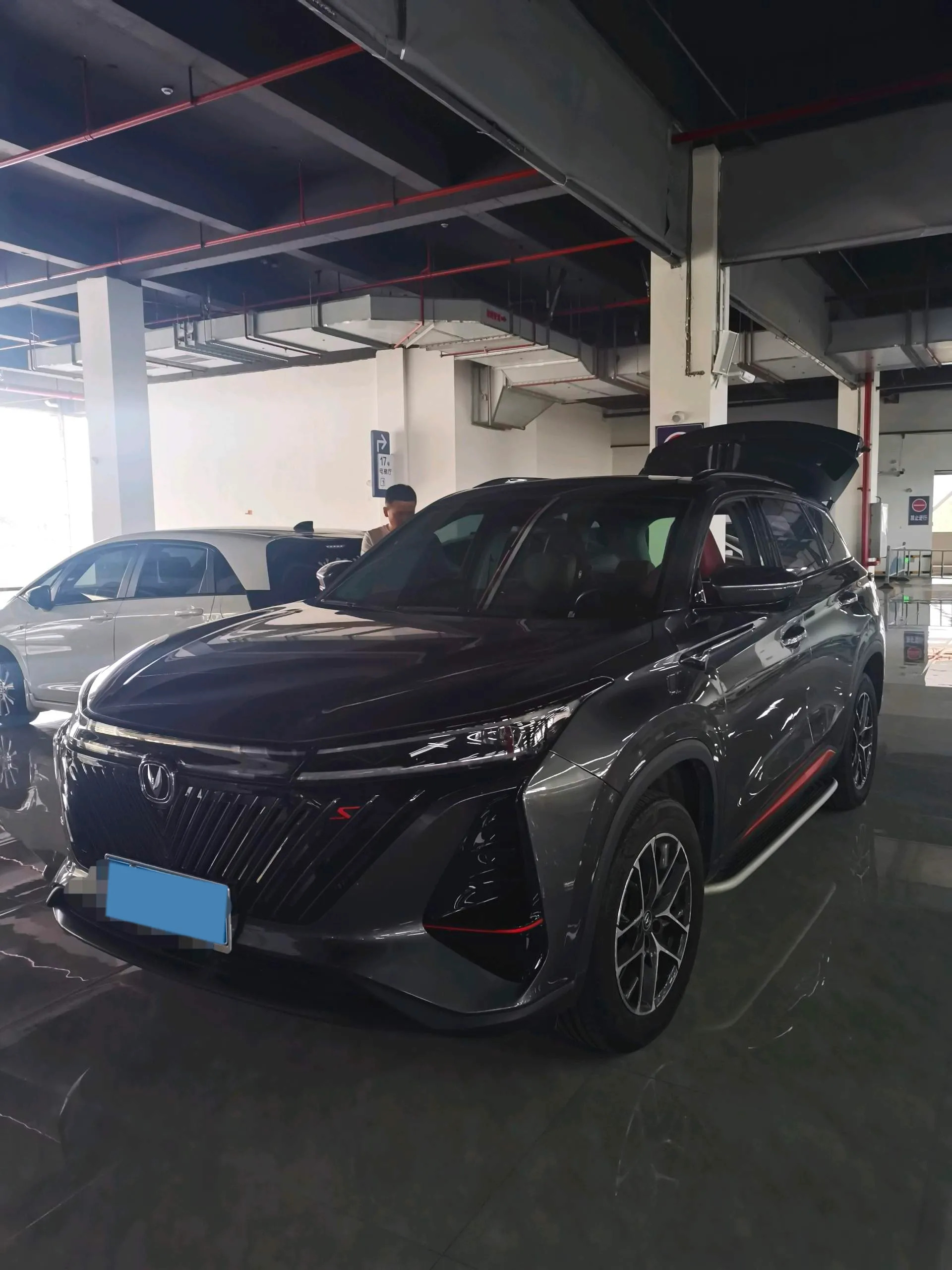 ChangAn CS75 Plus 2022 1.5T 178HP L4 voiture d'occasion de 2022 à exporter de Chine pour le ...