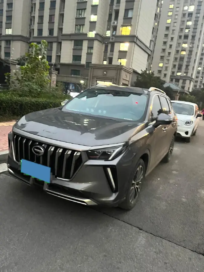 GAC Trumpchi GS4 Plus 2021 1.5T 169HP L4 voiture d'occasion de 2021 à exporter de Chine pour le ...