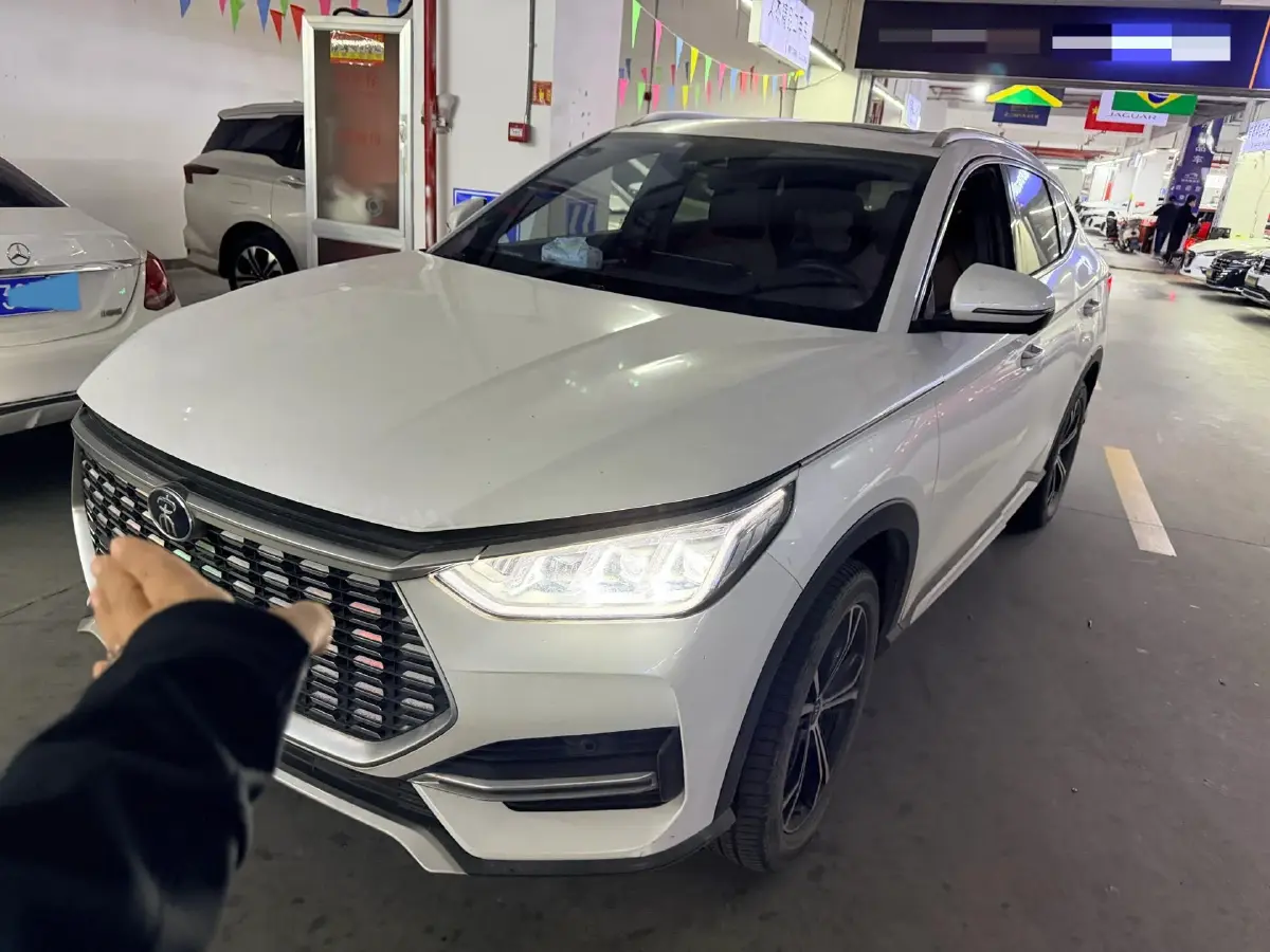 BYD Song Plus 2020 1.5T 185HP L4 voiture d'occasion de 2020 à exporter de Chine pour le ...