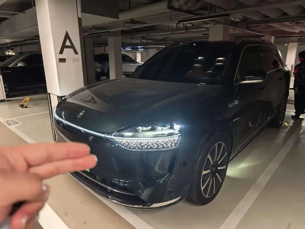 2024 AITO AITO M9 中国二手车出口 ACU9574321 | AutoCango