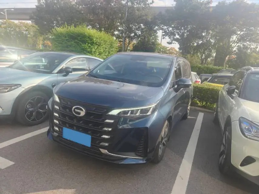 GAC Trumpchi M6 2021 1.5T 169HP L4 voiture d'occasion de 2021 à exporter de Chine pour le ...