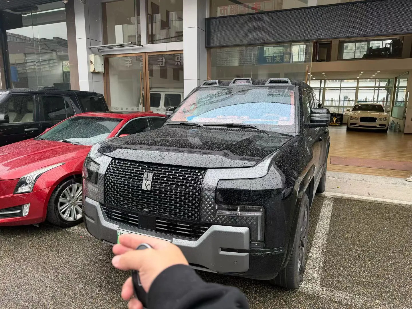 YangWang U8 2023 2.0T 272HP L4 voiture d'occasion de 2023 à exporter de Chine pour le ACU9593899 ...