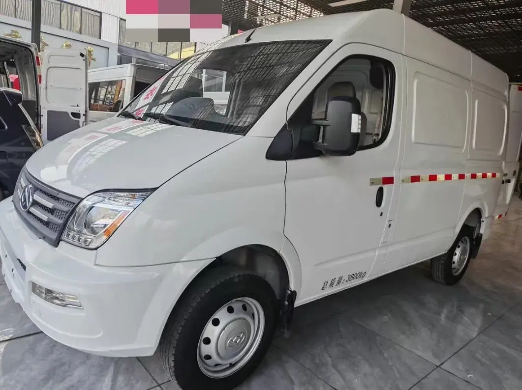 2021 MAXUS XinTu V80 中国二手车出口 ACU9602899 | AutoCango