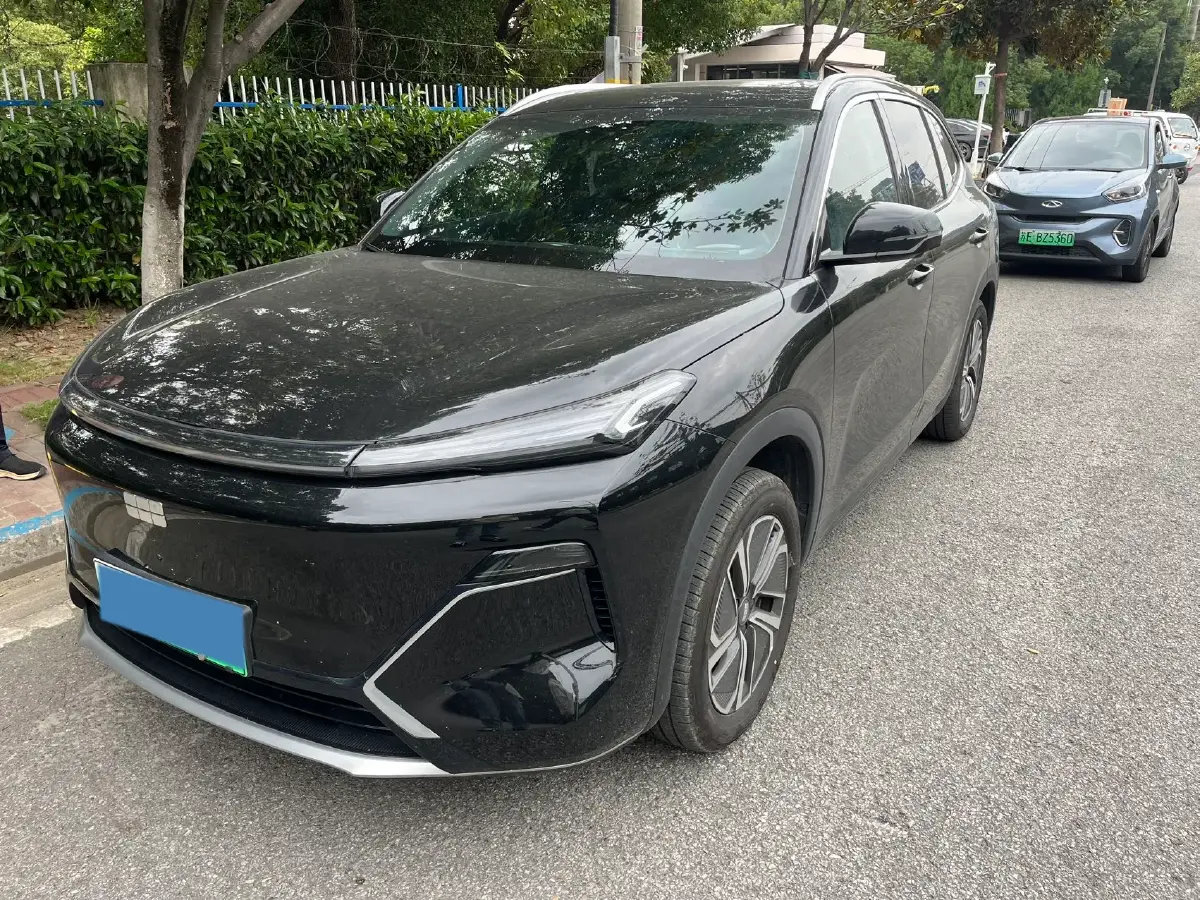 Geely Galaxy Starship 7 2025 1.5L 112HP L4 voiture d'occasion de 2025 à exporter de Chine pour ...