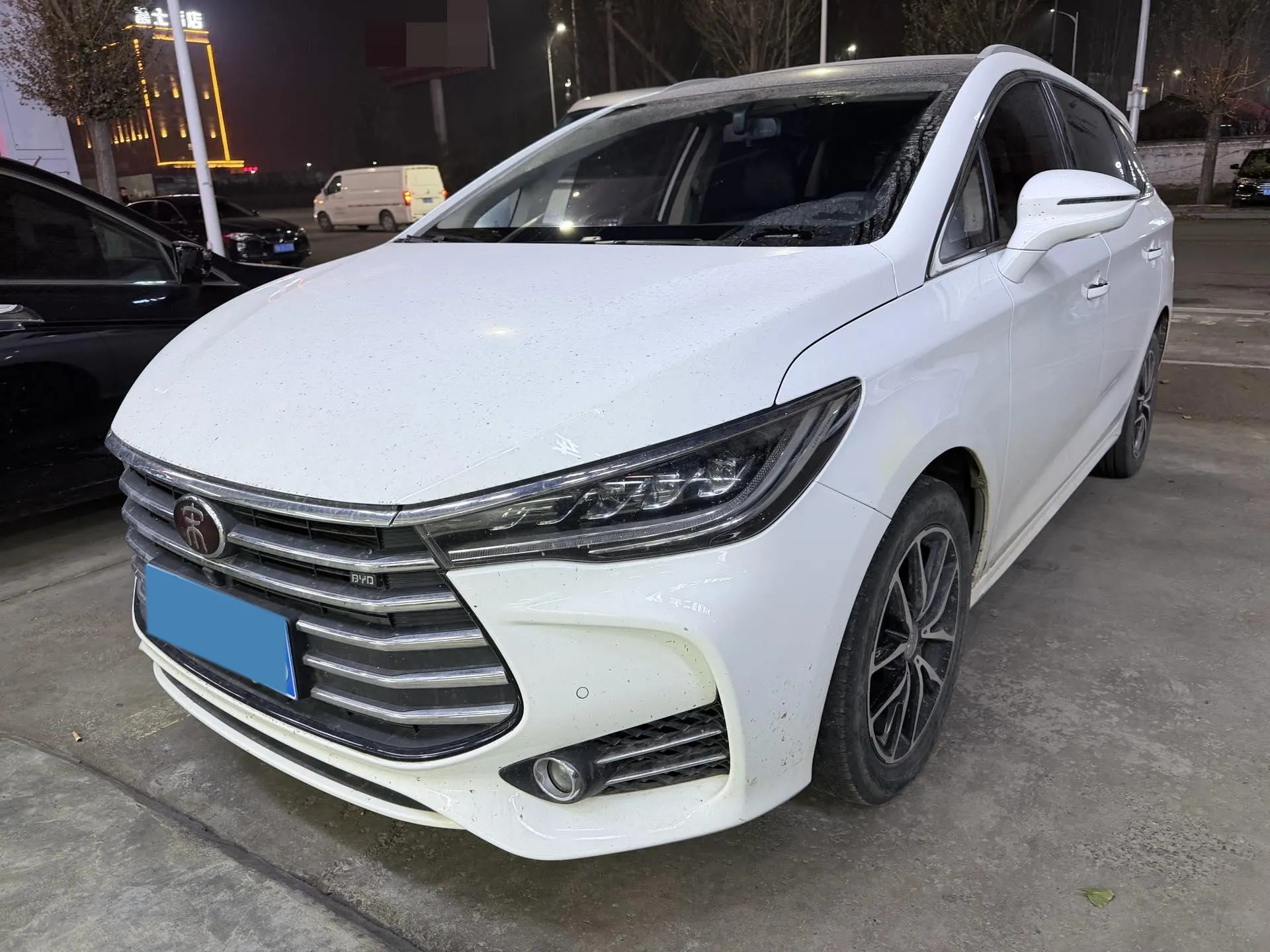 BYD Song MAX 2017 1.5T 154HP L4 voiture d'occasion de 2017 à exporter de Chine pour le ...
