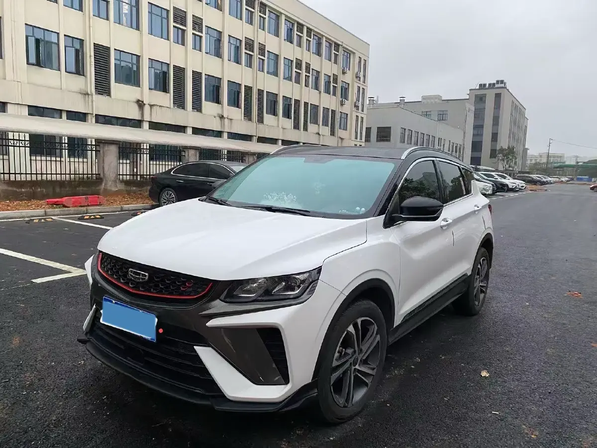 Geely Coolray 2021 1.4T 141HP L4 voiture d'occasion de 2021 à exporter de Chine pour le ...