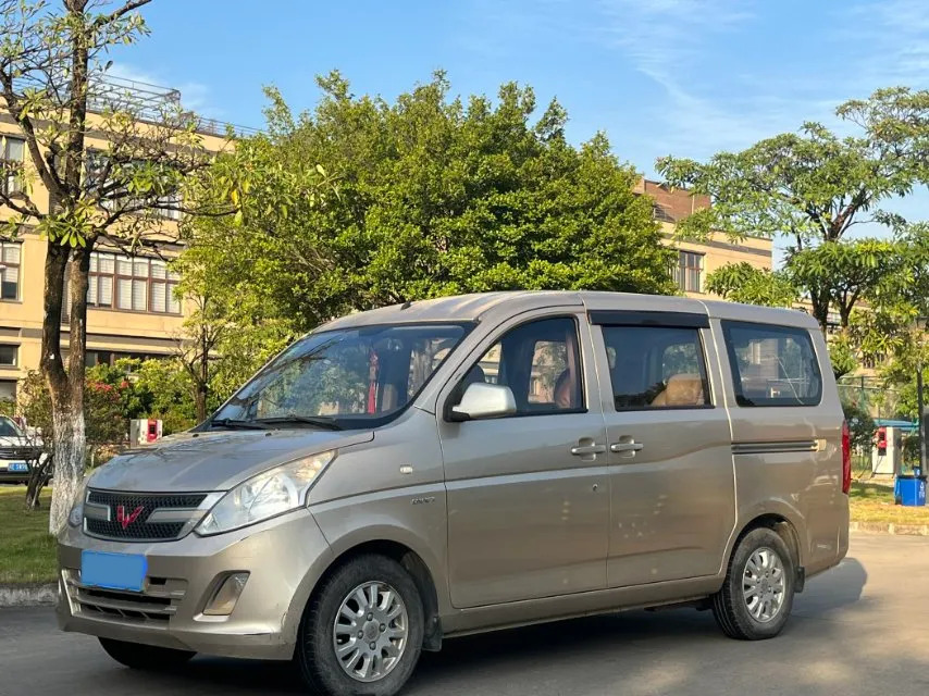 Used 2019 WuLing HongGuang Plus for Export from China ACU9642306 ...