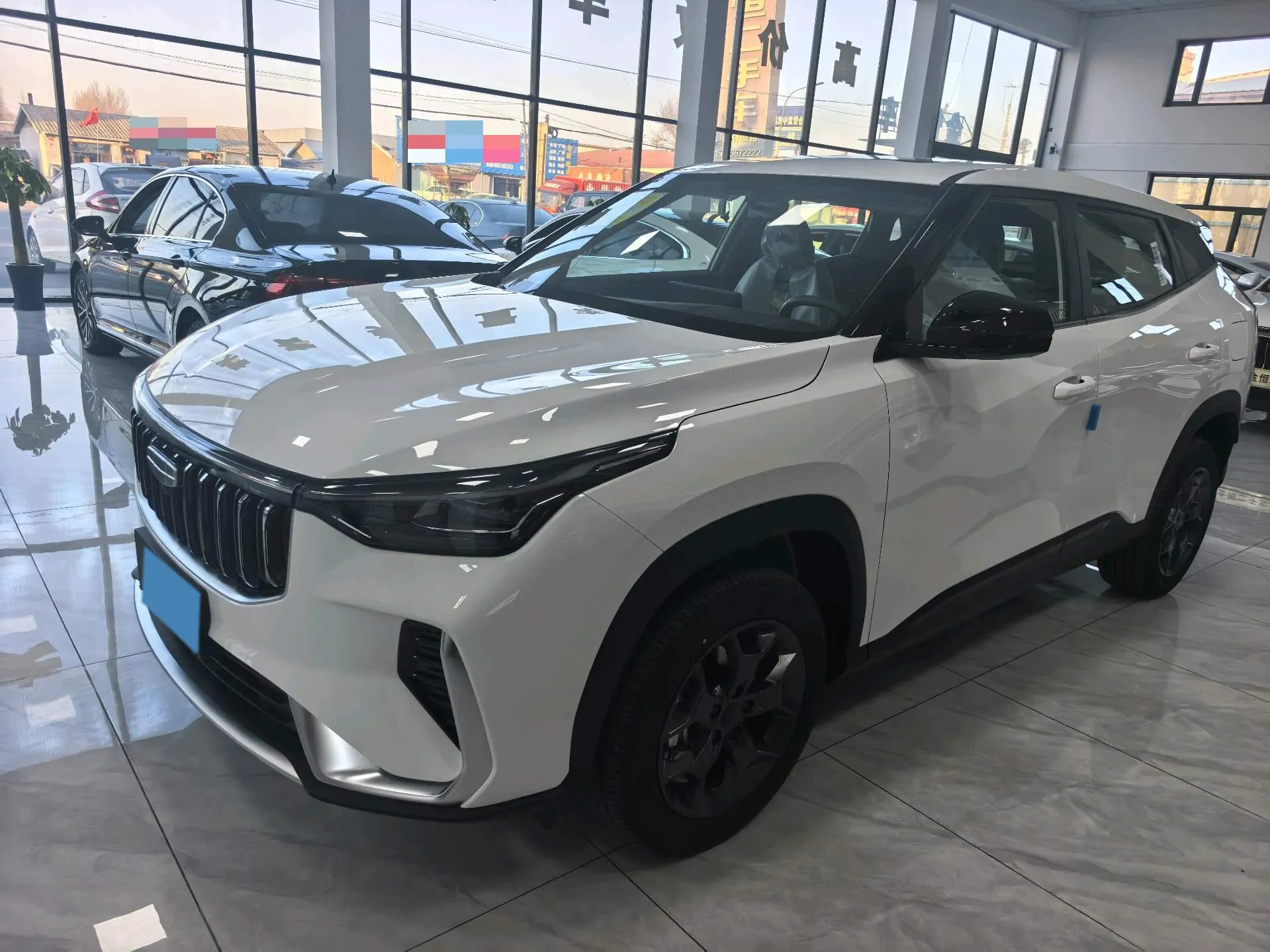 Geely Azkarra 2026 1.5T 181HP L4 voiture d'occasion de 2026 à exporter ...