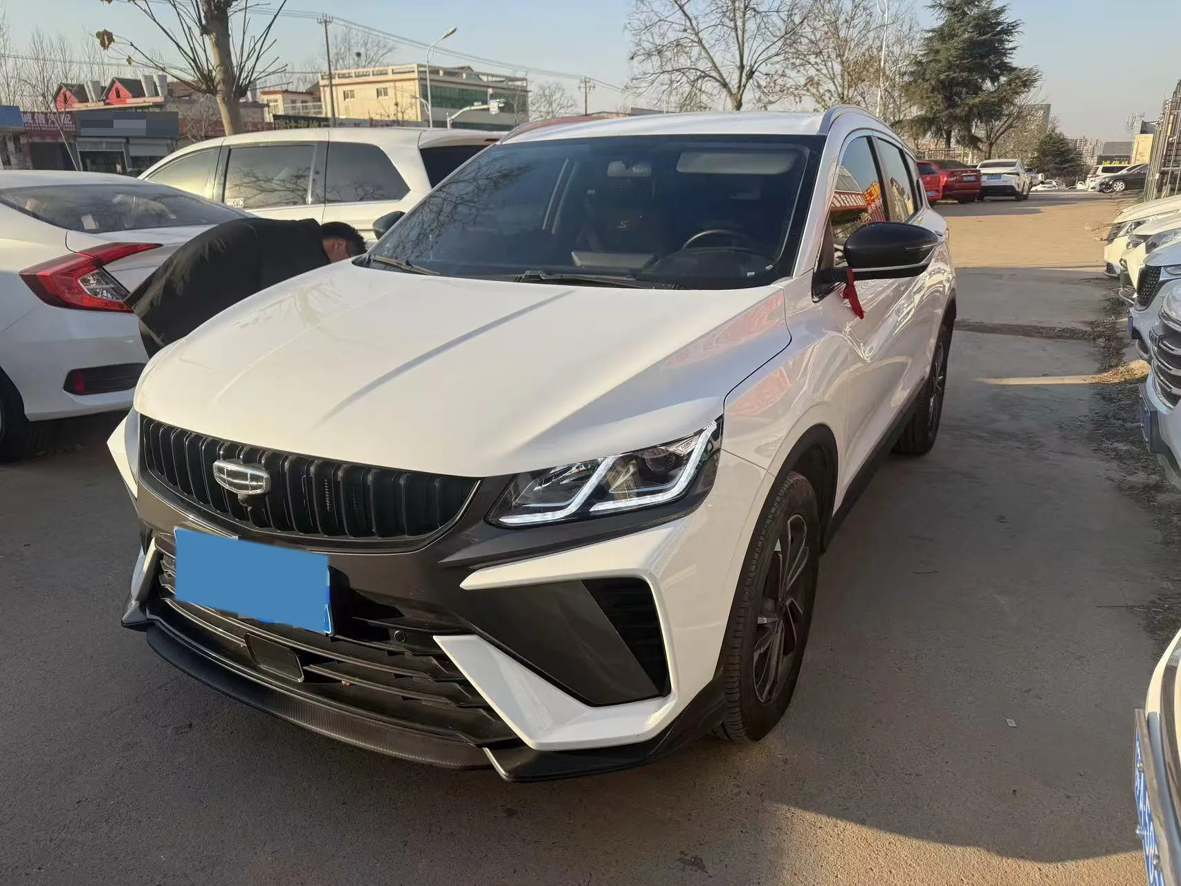 Geely Coolray 2023 1.5T 181HP L4 voiture d'occasion de 2023 à exporter ...