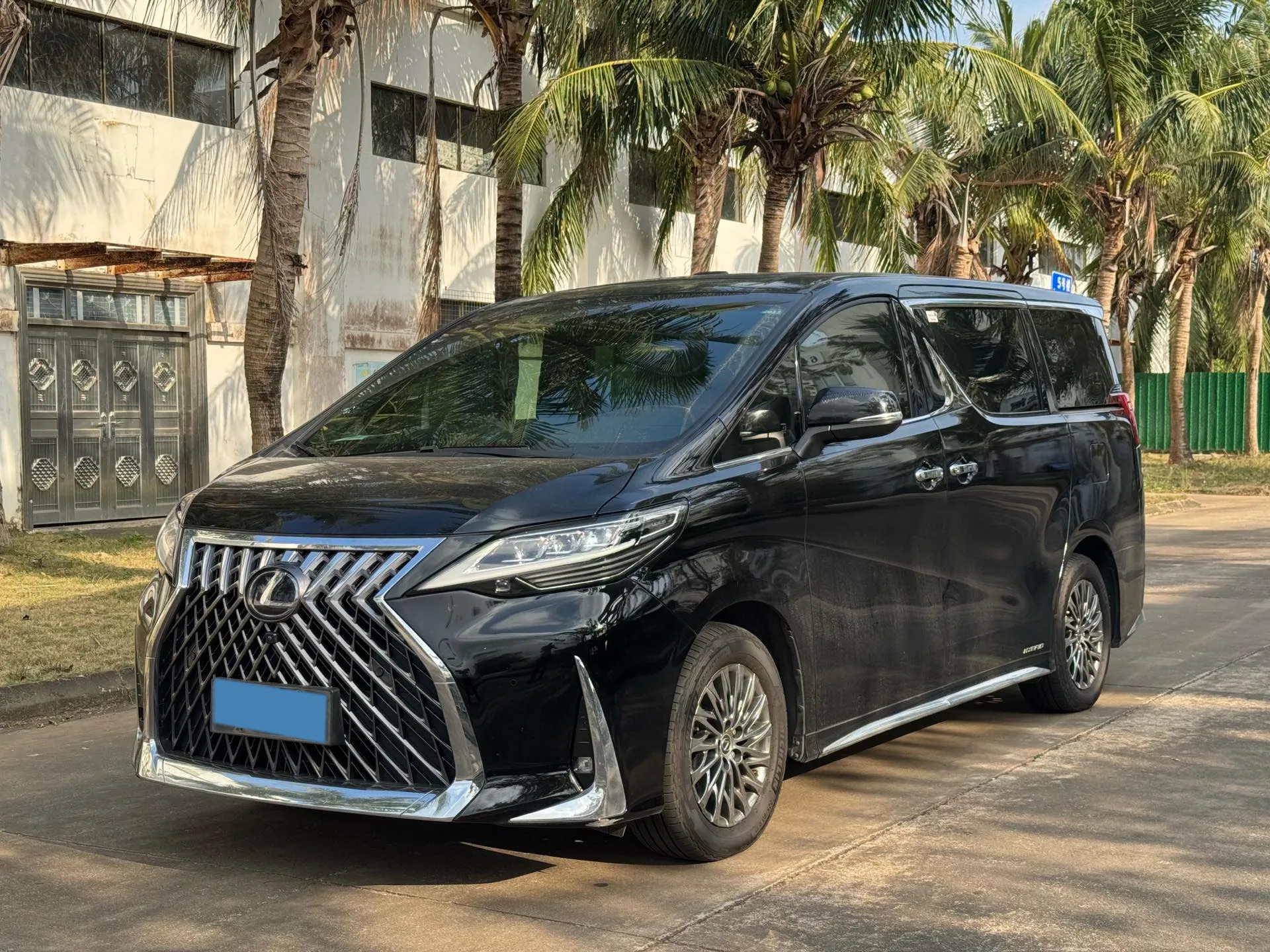 Used 2020 Lexus LM for Export from China ACU9957722 | AutoCango