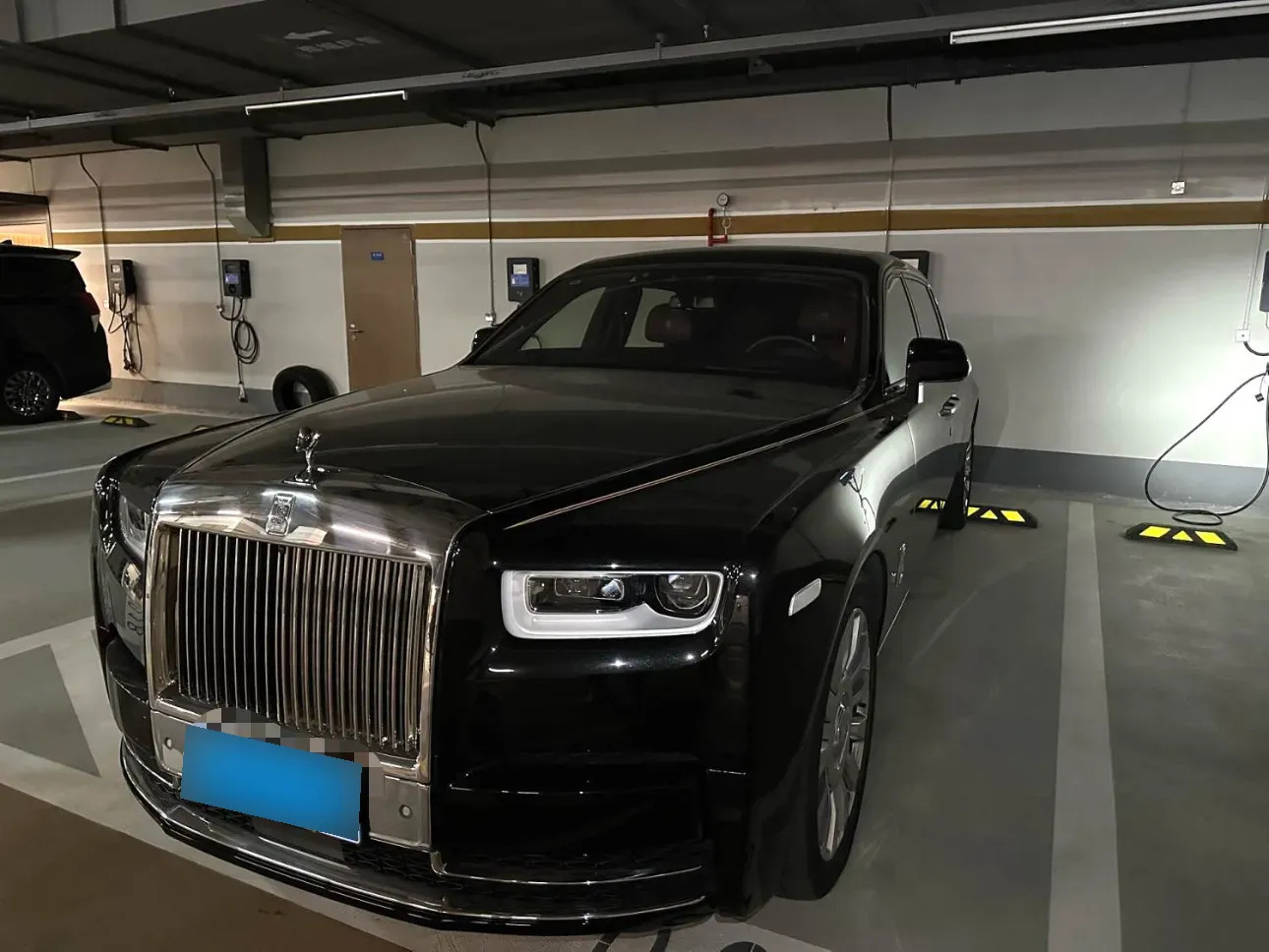 Used 2018 Rolls-Royce Phantom for Export from China ACU9059492 | AutoCango