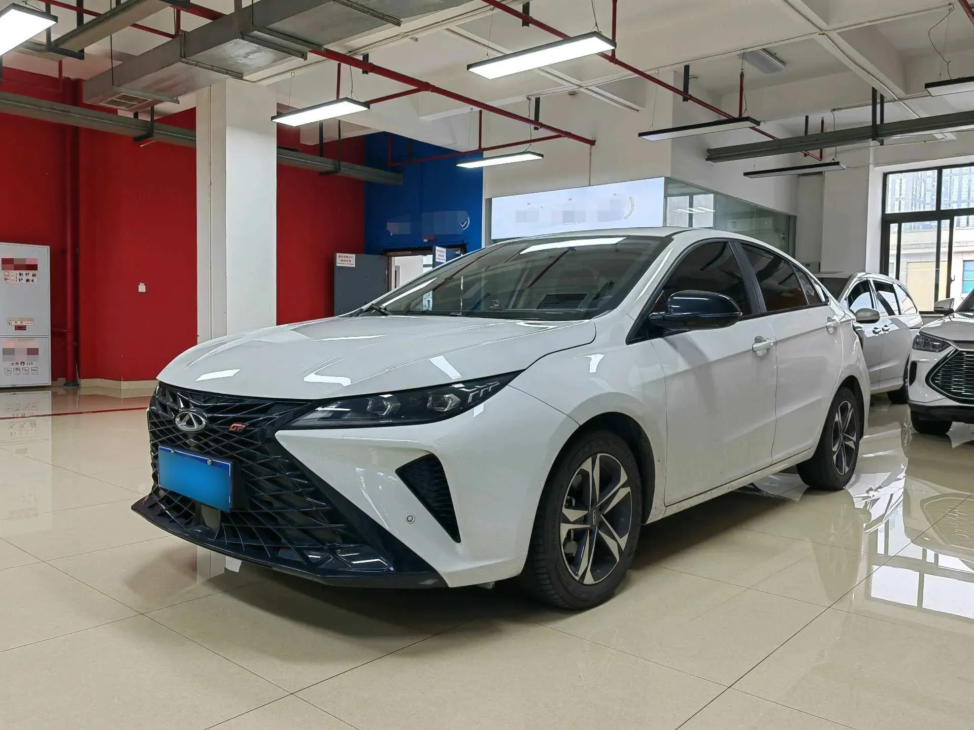 Chery Arrizo 5 GT 2023 1.5T 156HP L4 voiture d'occasion de 2023 à exporter de Chine pour le ...