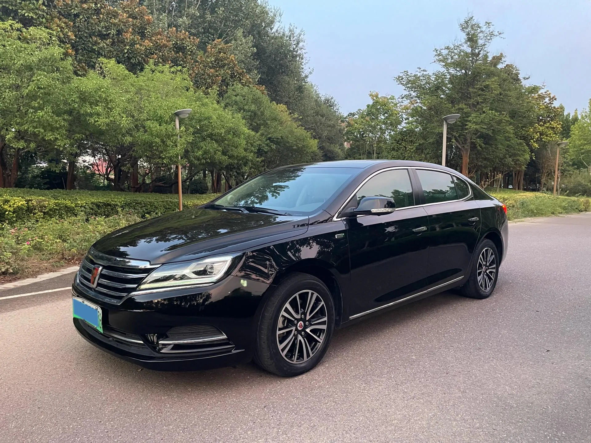Roewe e950 2017 1.4T 152HP L4 voiture d'occasion de 2017 à exporter de ...