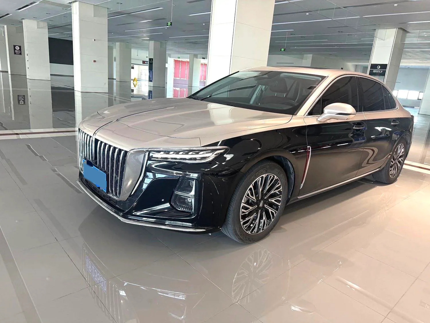 HongQi H5 2023 2.0T 224HP L4 voiture d'occasion de 2023 à exporter de ...
