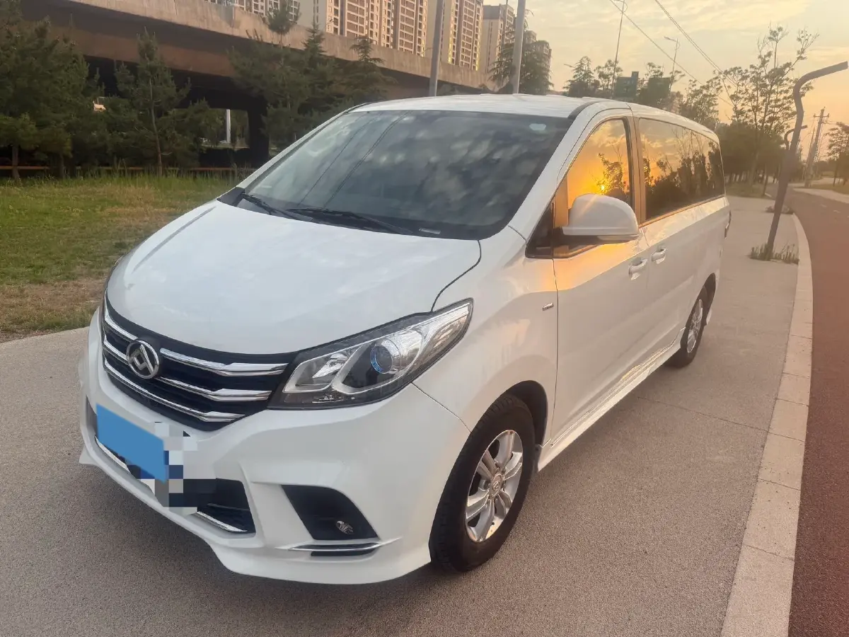 MAXUS G10 2022 2.0T 224HP L4 Coche Usado del Año para Exportación desde China ACU9316613 | AutoCango