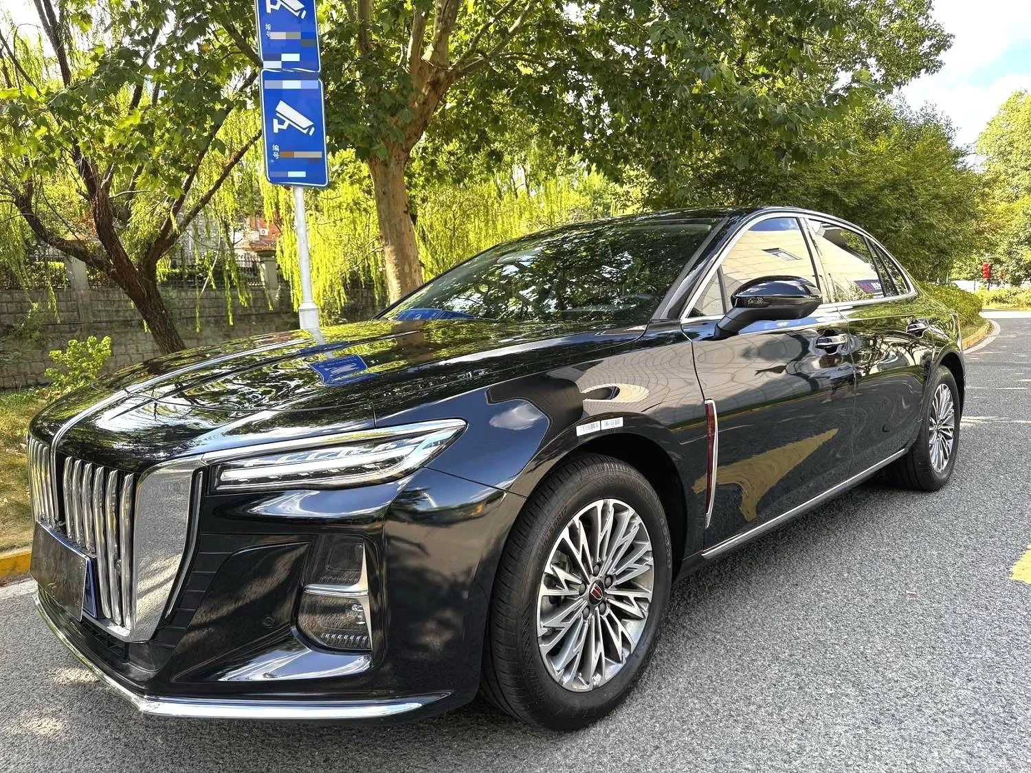 Used 2025 HongQi H5 for Export from China ACU9372023 | AutoCango