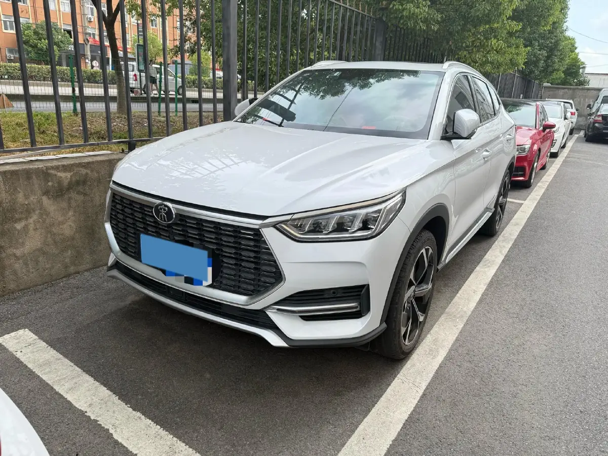 BYD Song Plus 2020 1.5T 185HP L4 voiture d'occasion de 2020 à exporter ...