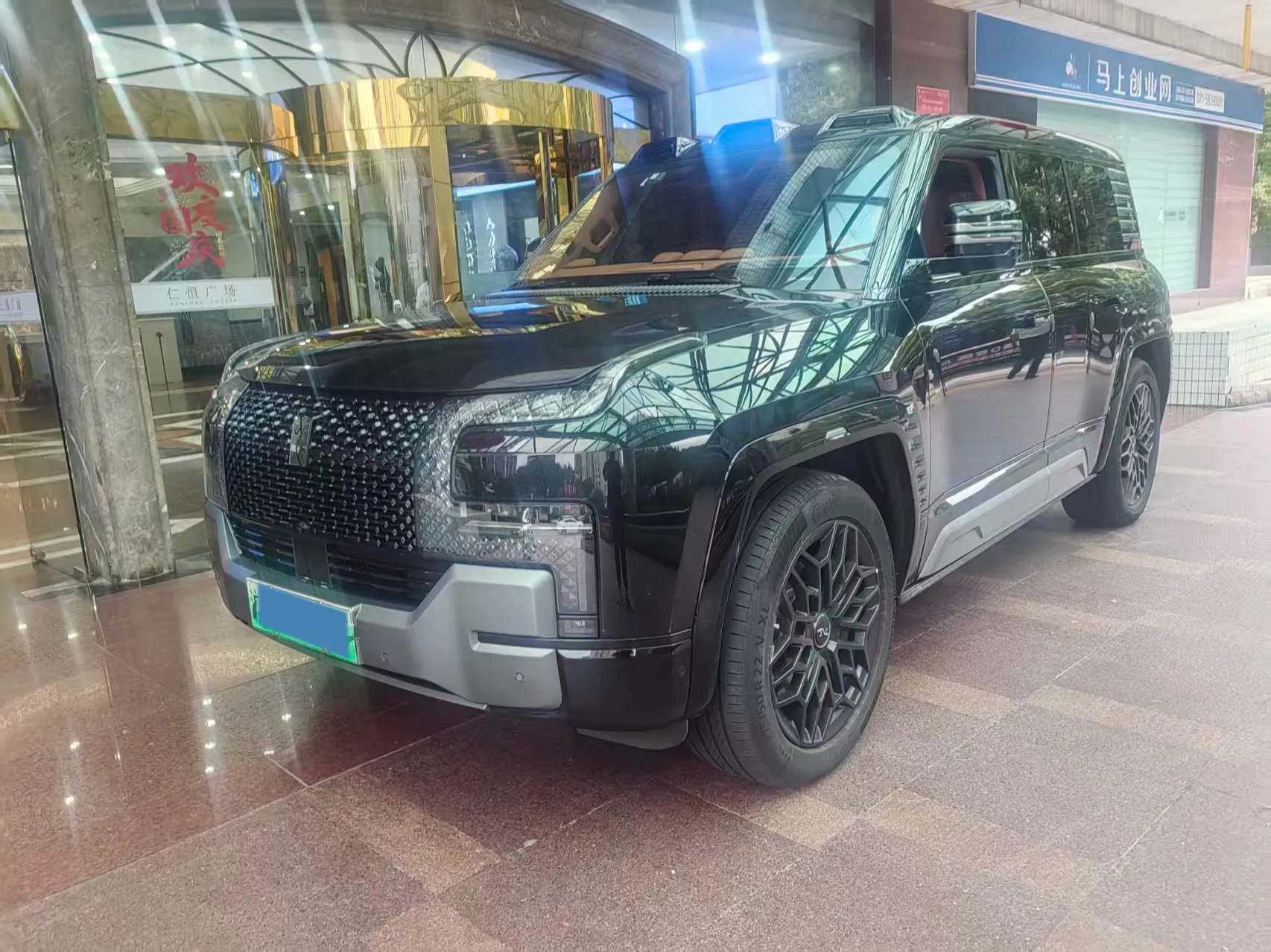 YangWang U8 2023 2.0T 272HP L4 voiture d'occasion de 2023 à exporter de Chine pour le ACU9464710 ...