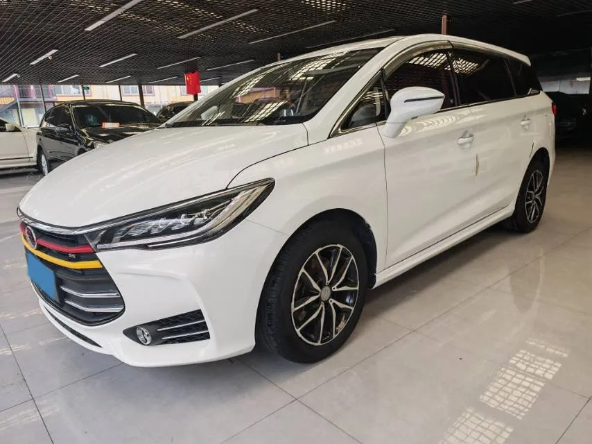 BYD Song MAX 2018 1.5T 154HP L4 voiture d'occasion de 2018 à exporter ...