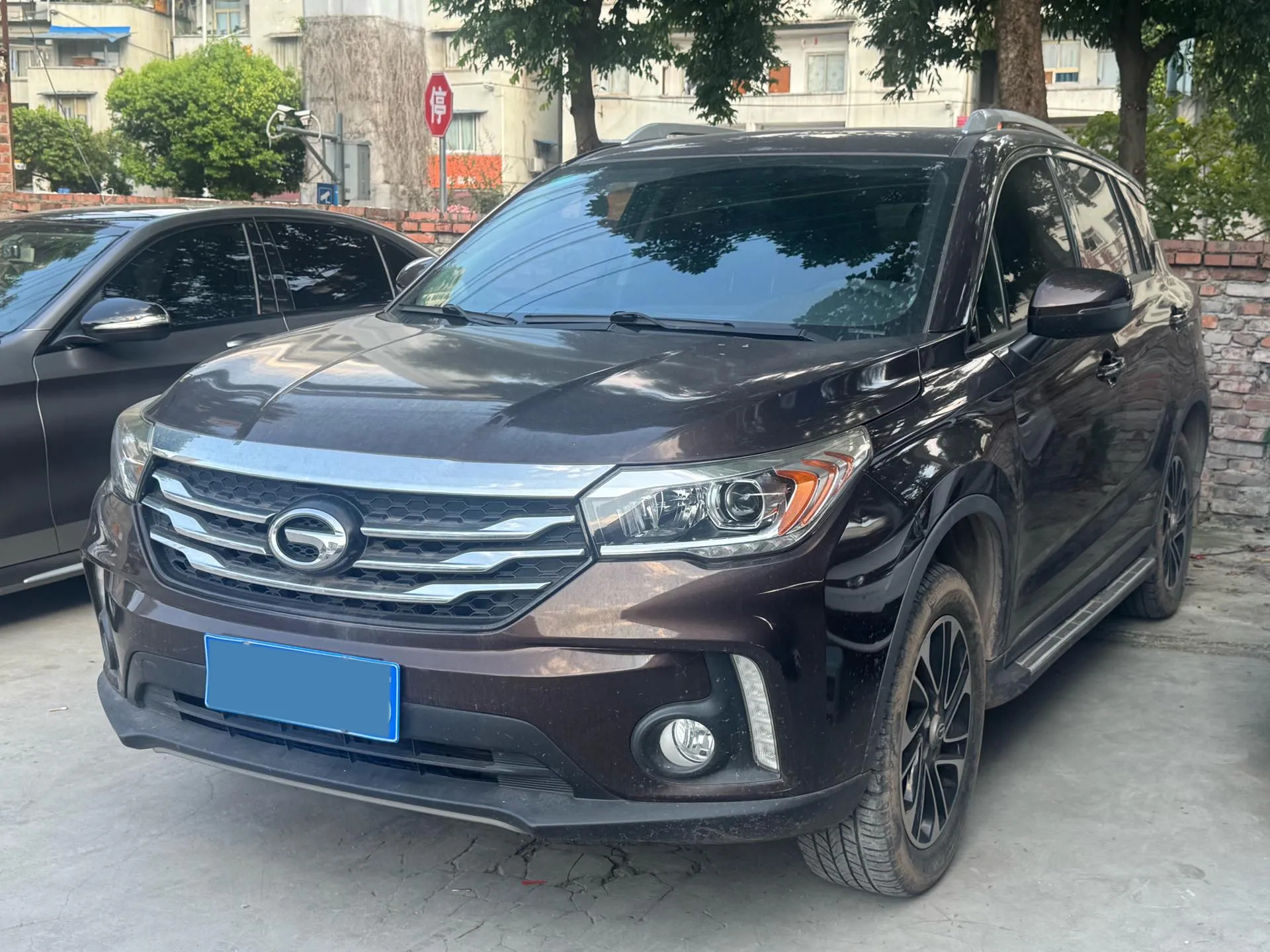 GAC Trumpchi GS4 2017 1.5T 152HP L4 voiture d'occasion de 2017 à exporter de Chine pour le ...