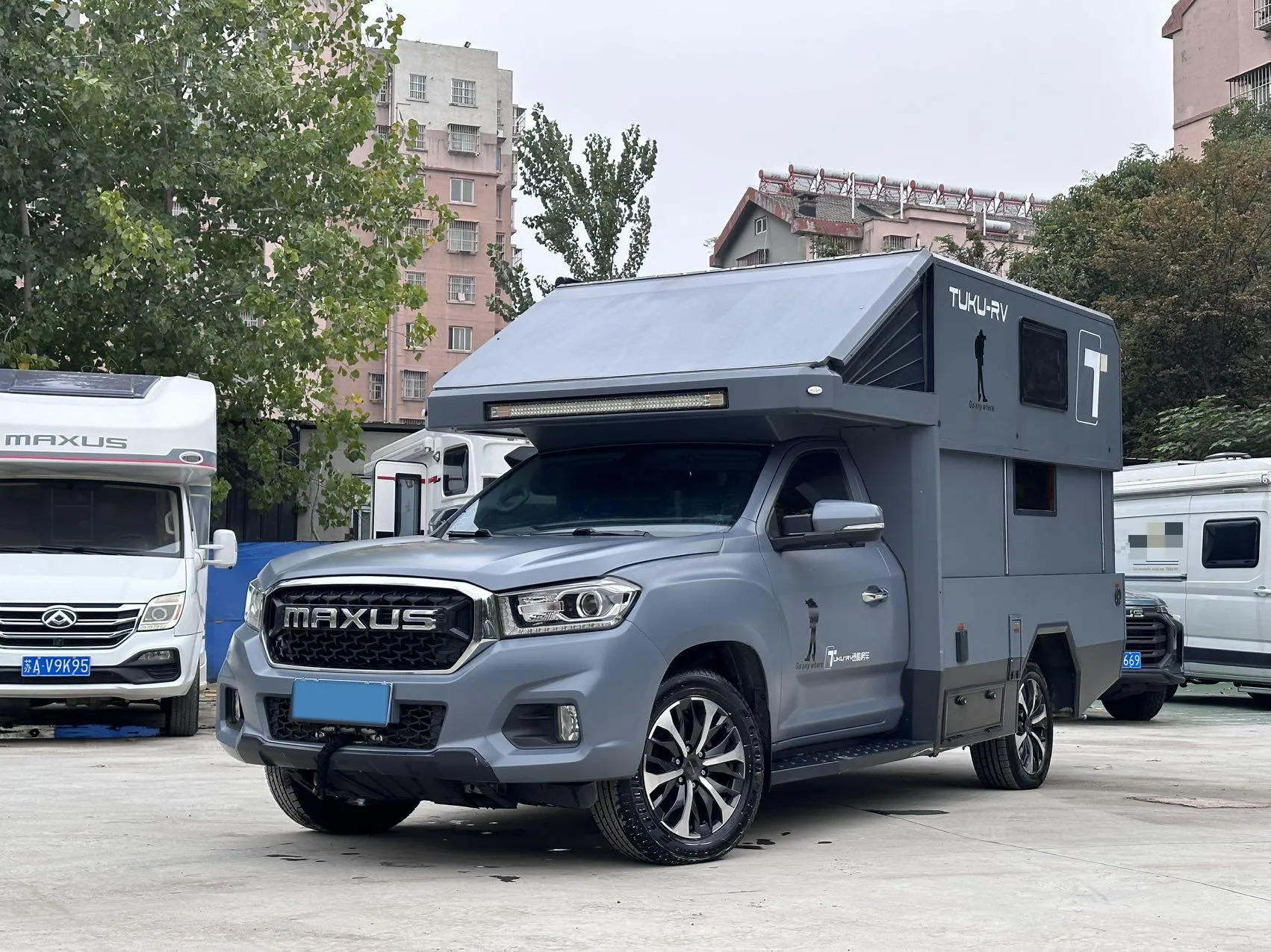 MAXUS T70 2021 2.0T 214HP L4 voiture d'occasion de 2021 à exporter de ...